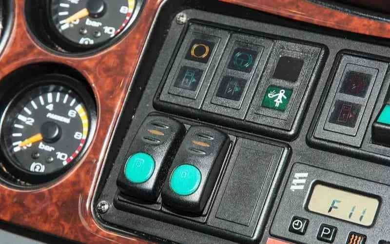 A Complete Guide to Terminal Block Wiring in Marine Rocker Switches - WEUP