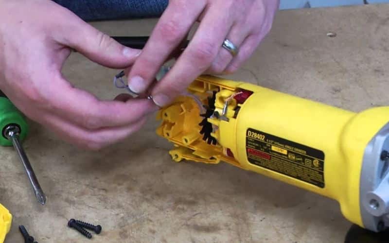 Guide for Angle Grinder Switch Replacement - WEUP